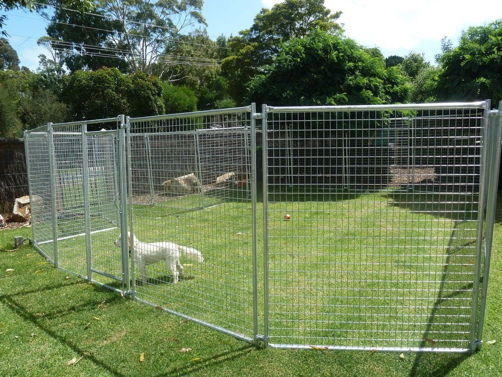 27 Temporary Fencing Ideas for Any Purpose